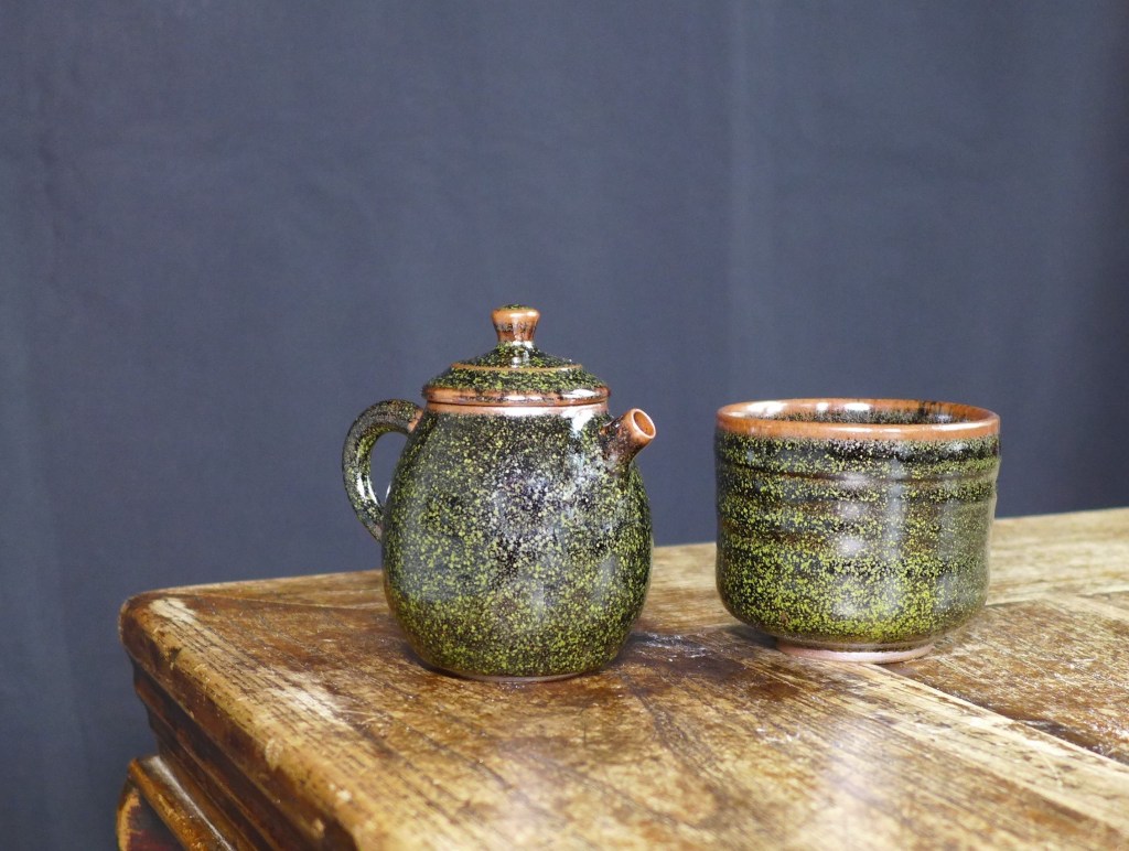 Available December 2022 – Handmade pottery by Inge Nielsen